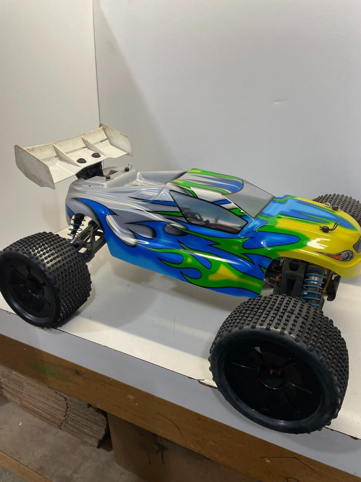 Caster Racing 1:8 E Truggy F8T 1.5 4WD ARTR Hobbywing XR8 - R/C Tech Forums