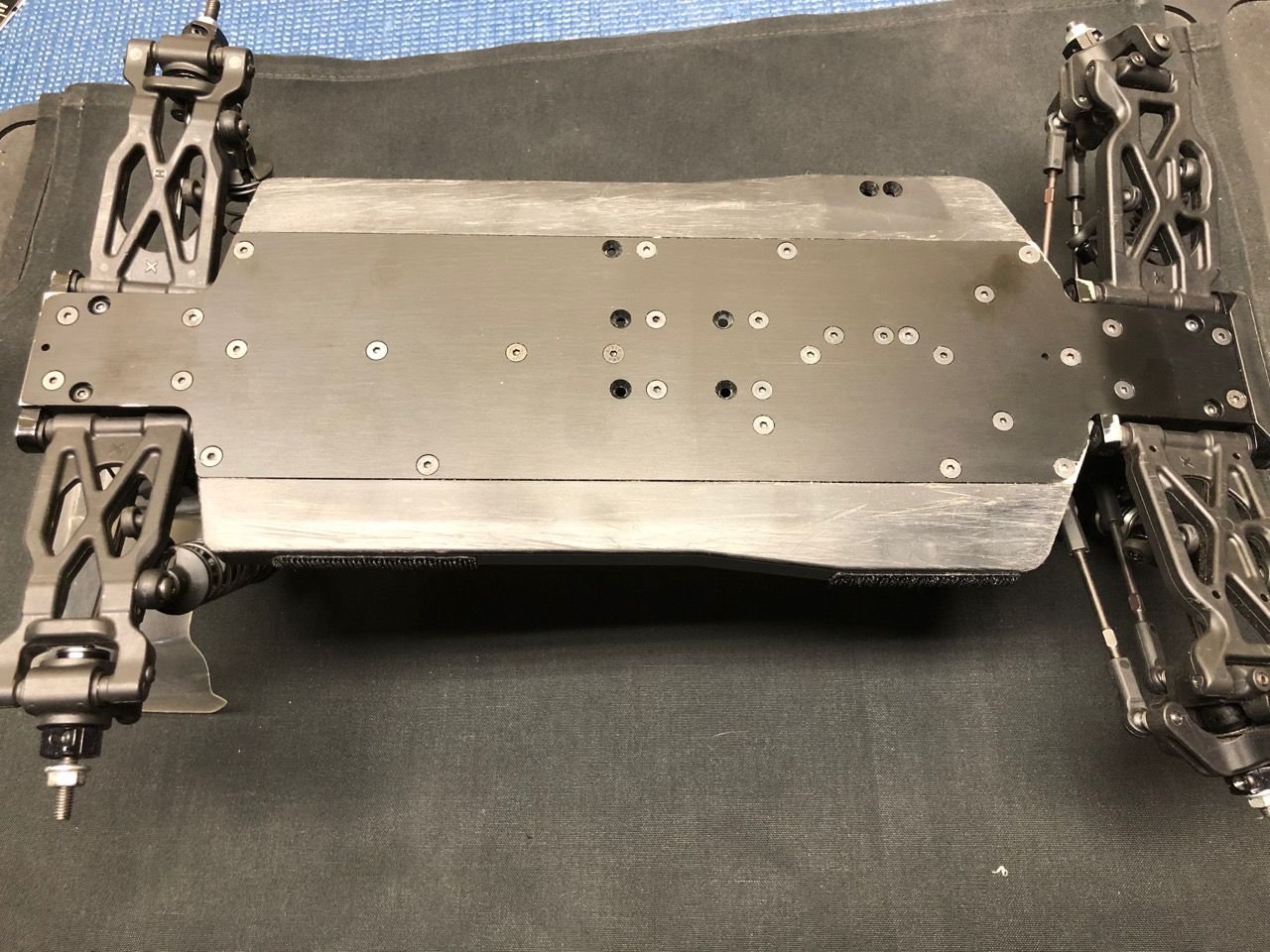 Xra XB4 2019 slider - R/C Tech Forums