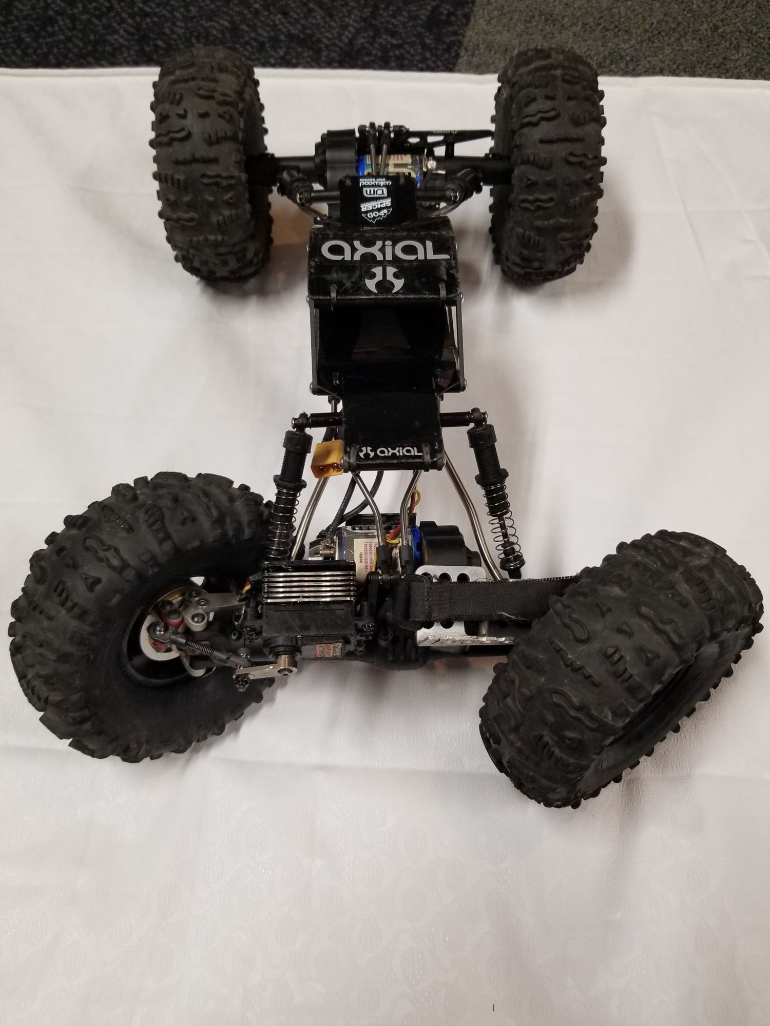 Axial XR10 Comp Crawler, CF Chassis w/ electronics - R/C Tech Forums