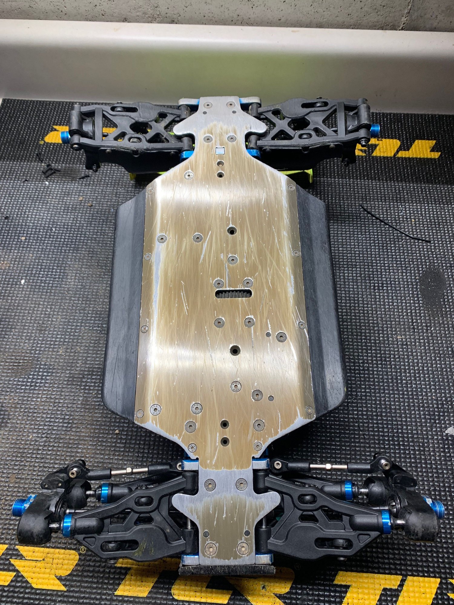 Rc8b3.1e - R/C Tech Forums