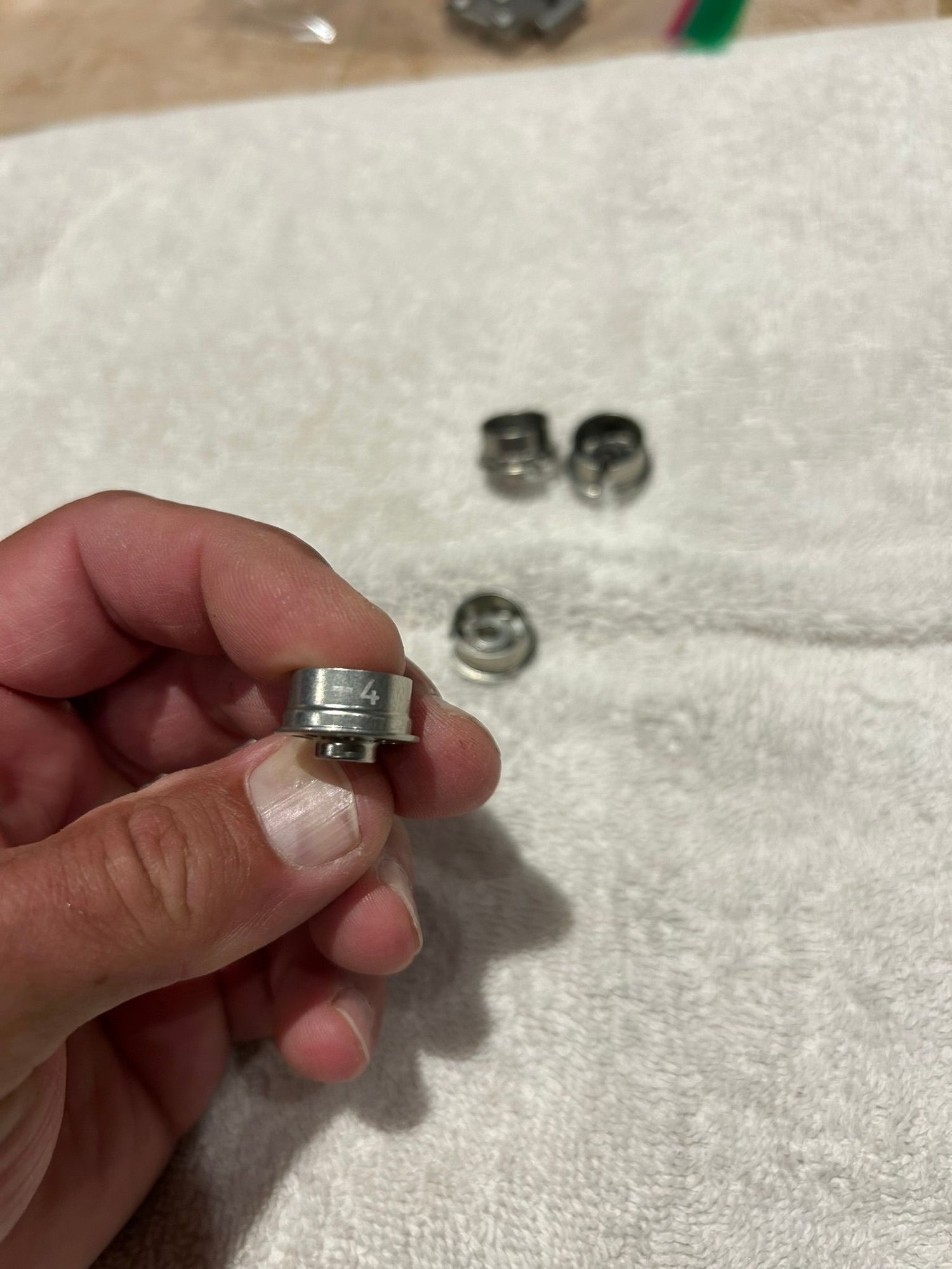 Xray XB2 Aluminum Shock Spring Retaining Collar -2 & -4 - R/C Tech Forums