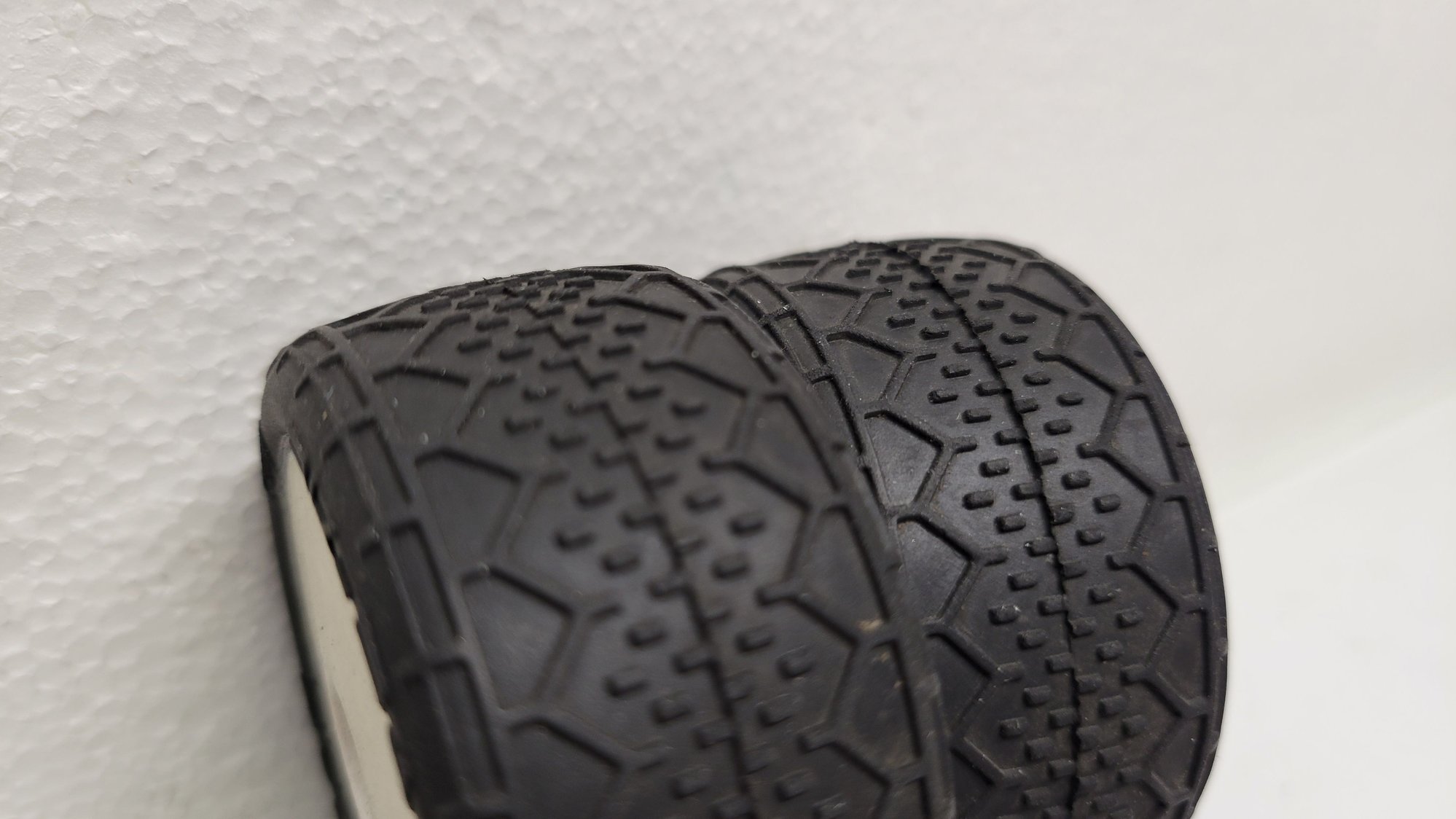 Losi Mini B wheels/tires full set - R/C Tech Forums
