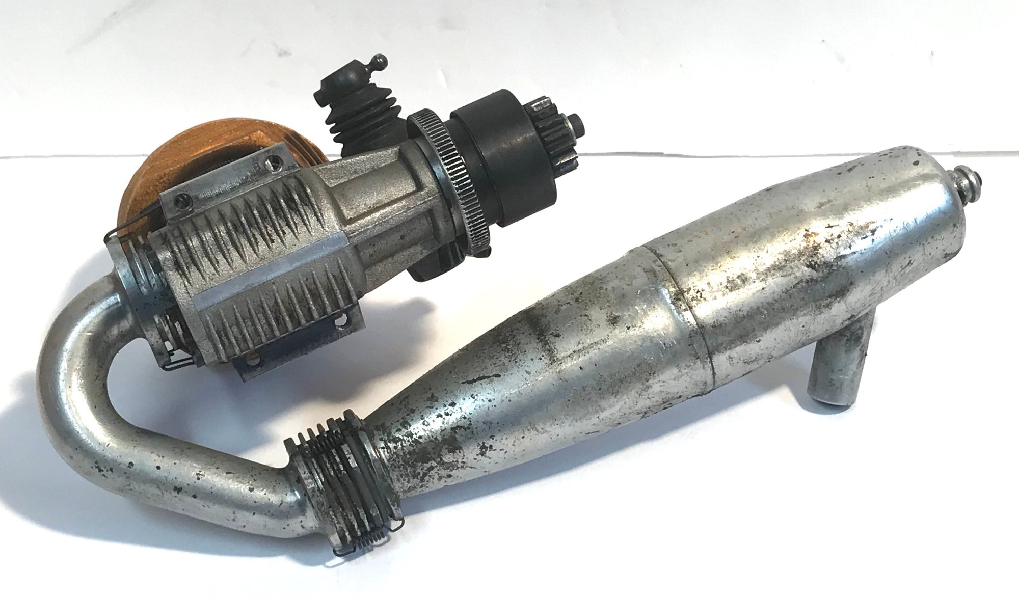 RB Concepts .21 Buggy B9 Nitro Engine with Clutch, bell & Exhaust - R/C ...