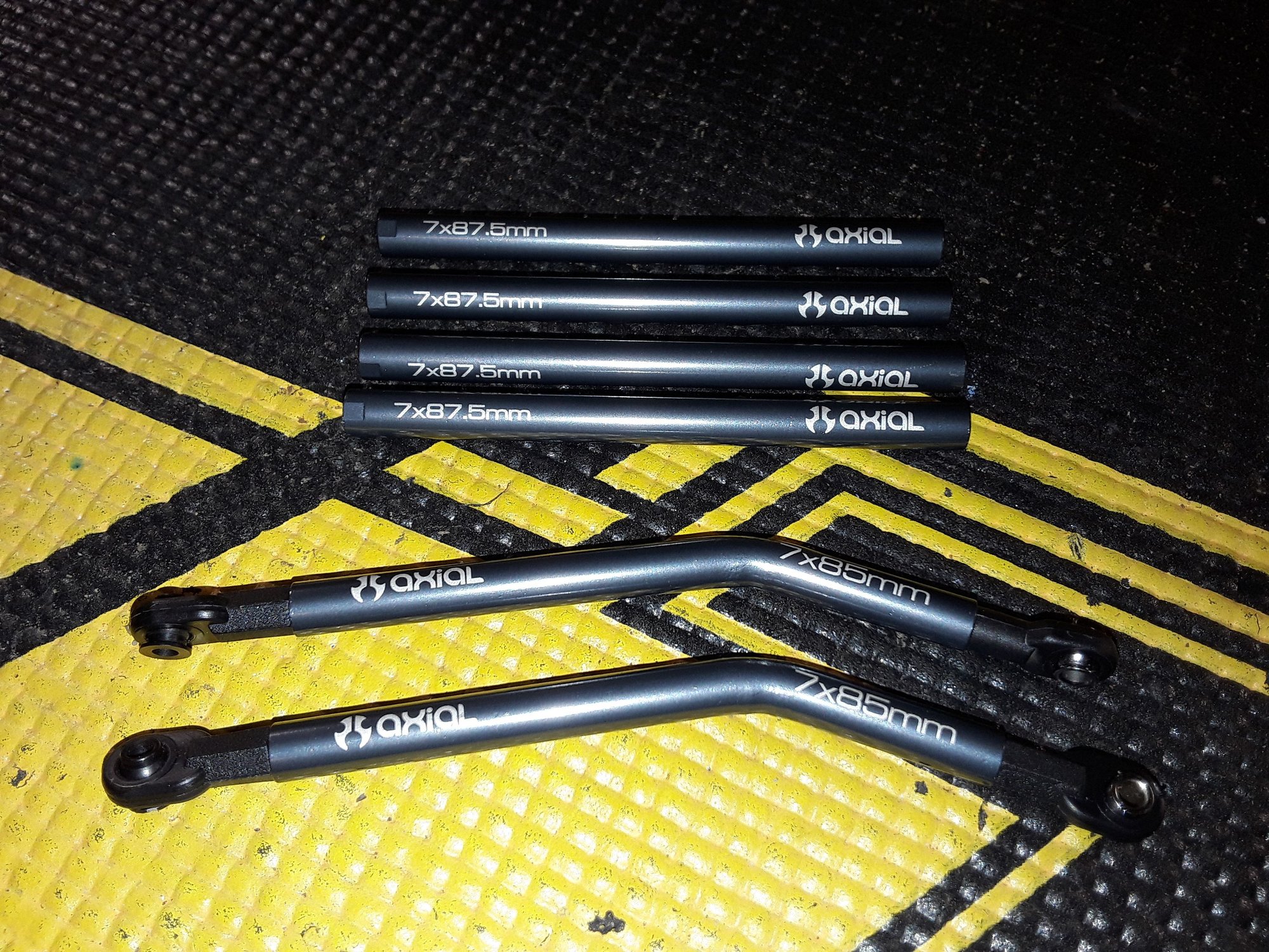 Axial smt10 parts lot new and used parts - R/C Tech Forums