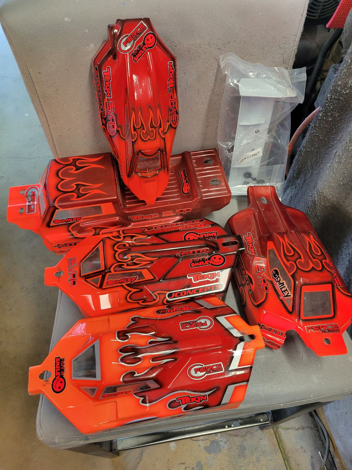 Lightly used Tekno EB48 2.0/2.1, ET48 2.0 and B6.3 bodies - R/C Tech Forums