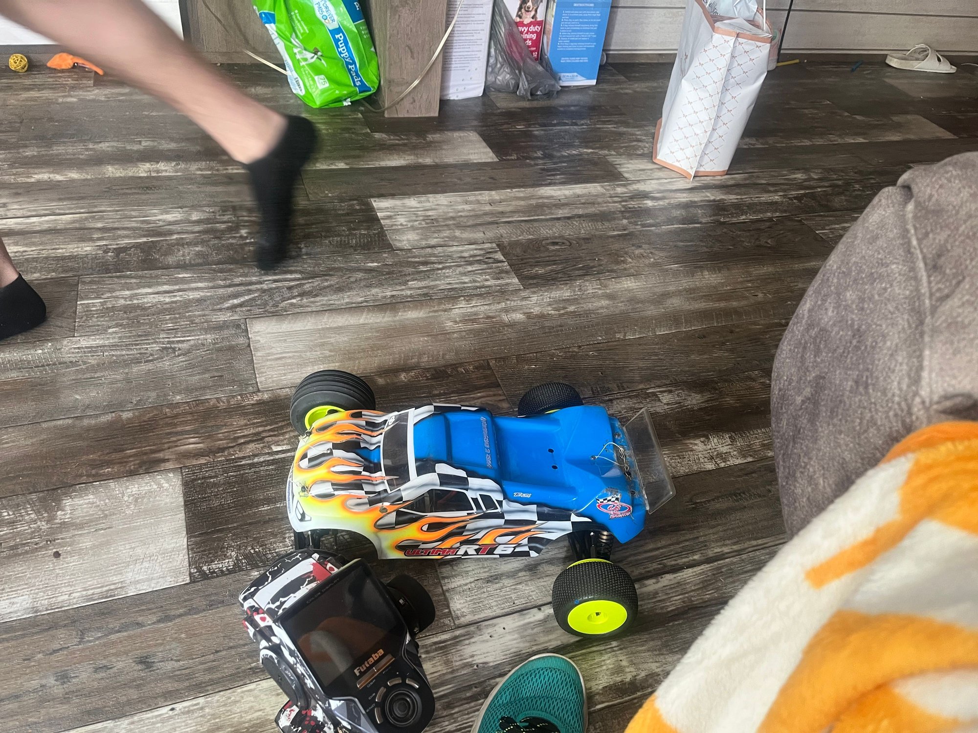 Kyosho rt6 st artr tekin 2050 gen 3 .21 nitro - R/C Tech Forums