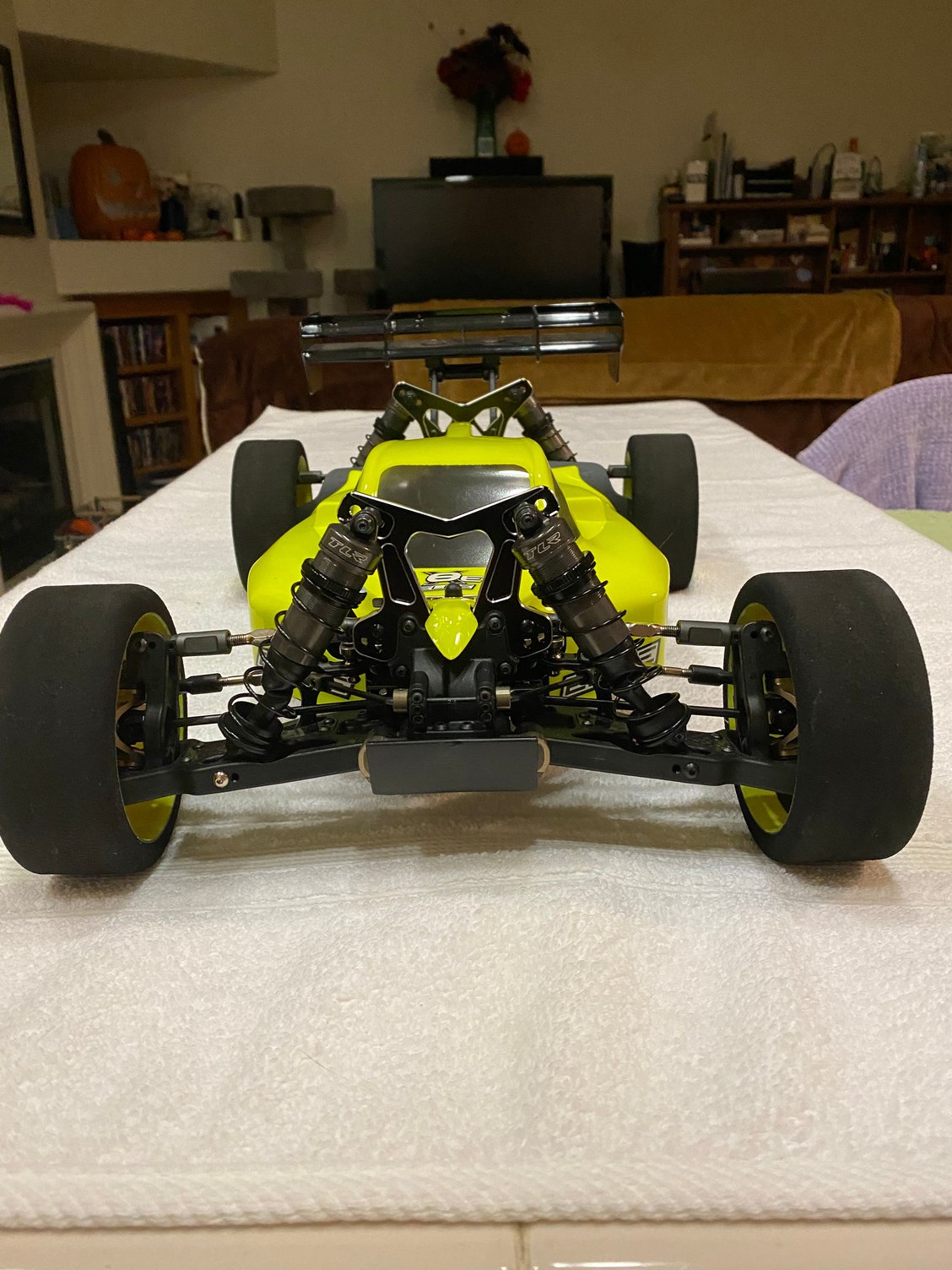TLR 8IGHT-XE ELITE BUGGY - R/C Tech Forums