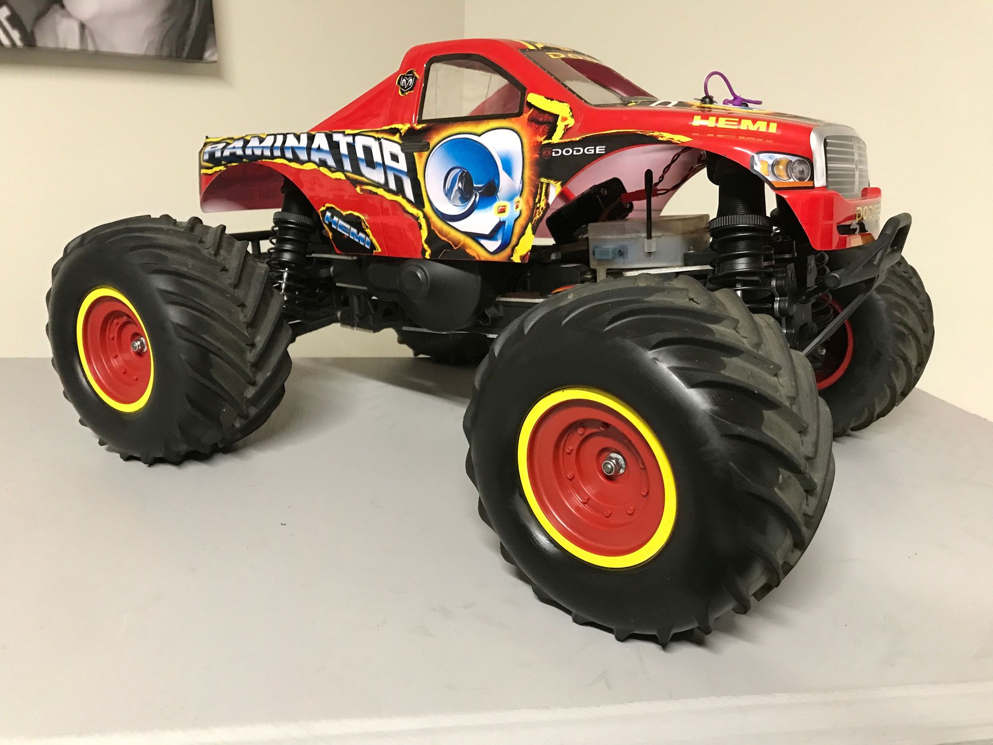 1/8 LOSI RAMINATOR NITRO MONSTER TRUCK-LIKE NEW - R/C Tech Forums