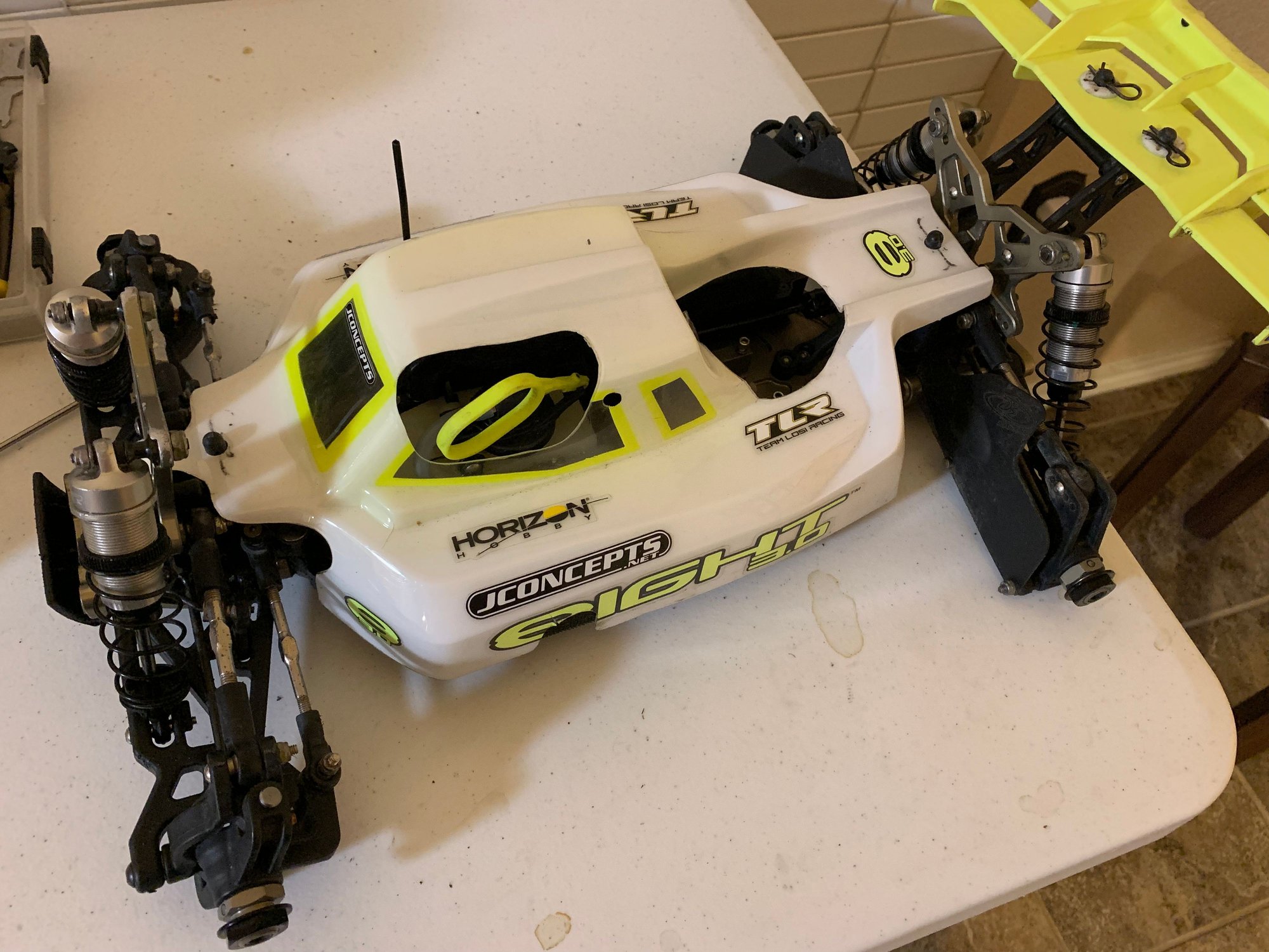 TLR 8ight 3.0 slider - R/C Tech Forums