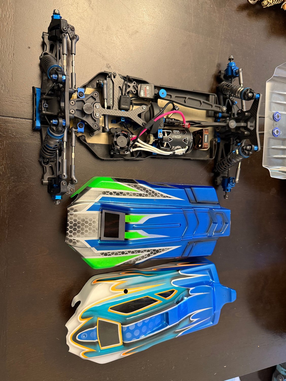 Associated b64 slider w servo , bodies , parts - R/C Tech Forums