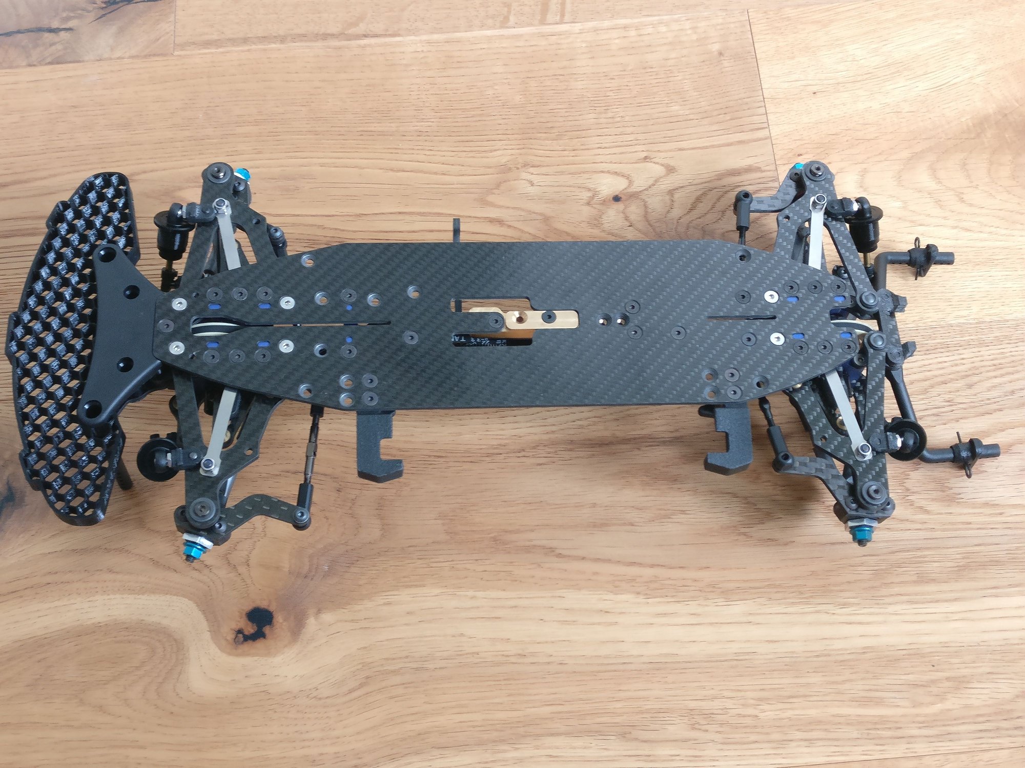h2e four: 1/10 4WD touring car chassis limited edition - R/C Tech Forums