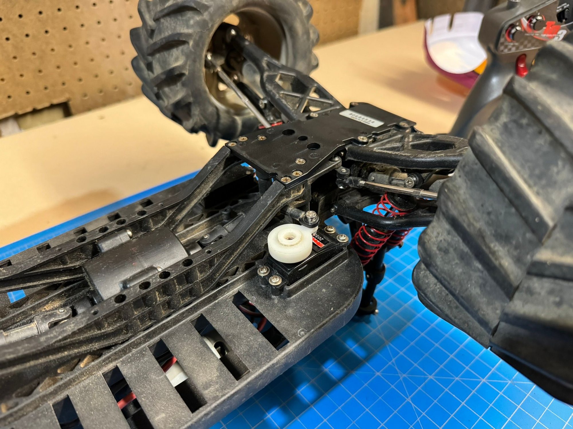 Traxxas E-Maxx 3906 restored and RTR - R/C Tech Forums