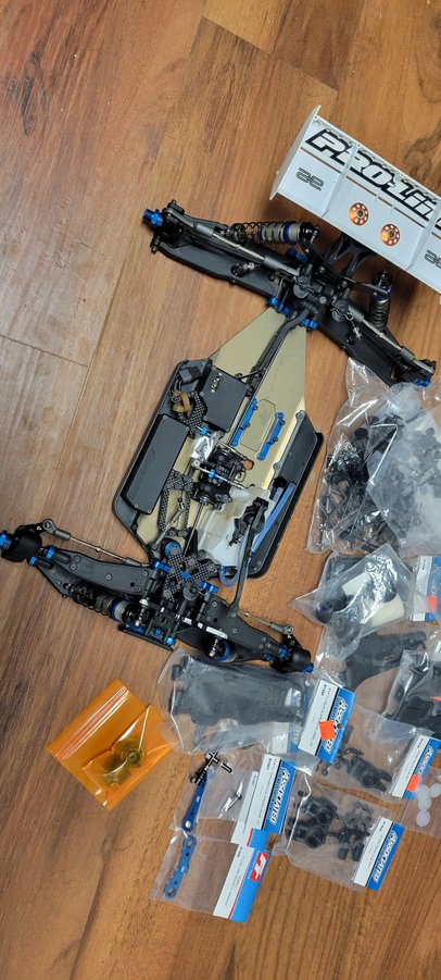 RC8T4 nitro - R/C Tech Forums