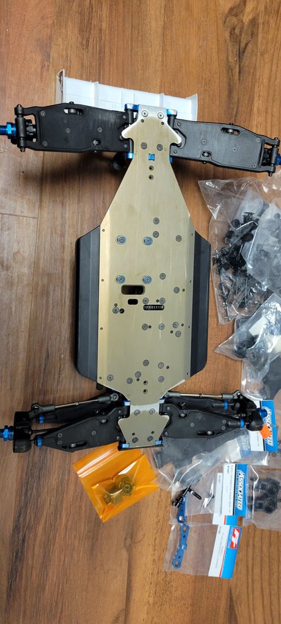 RC8T4 nitro - R/C Tech Forums