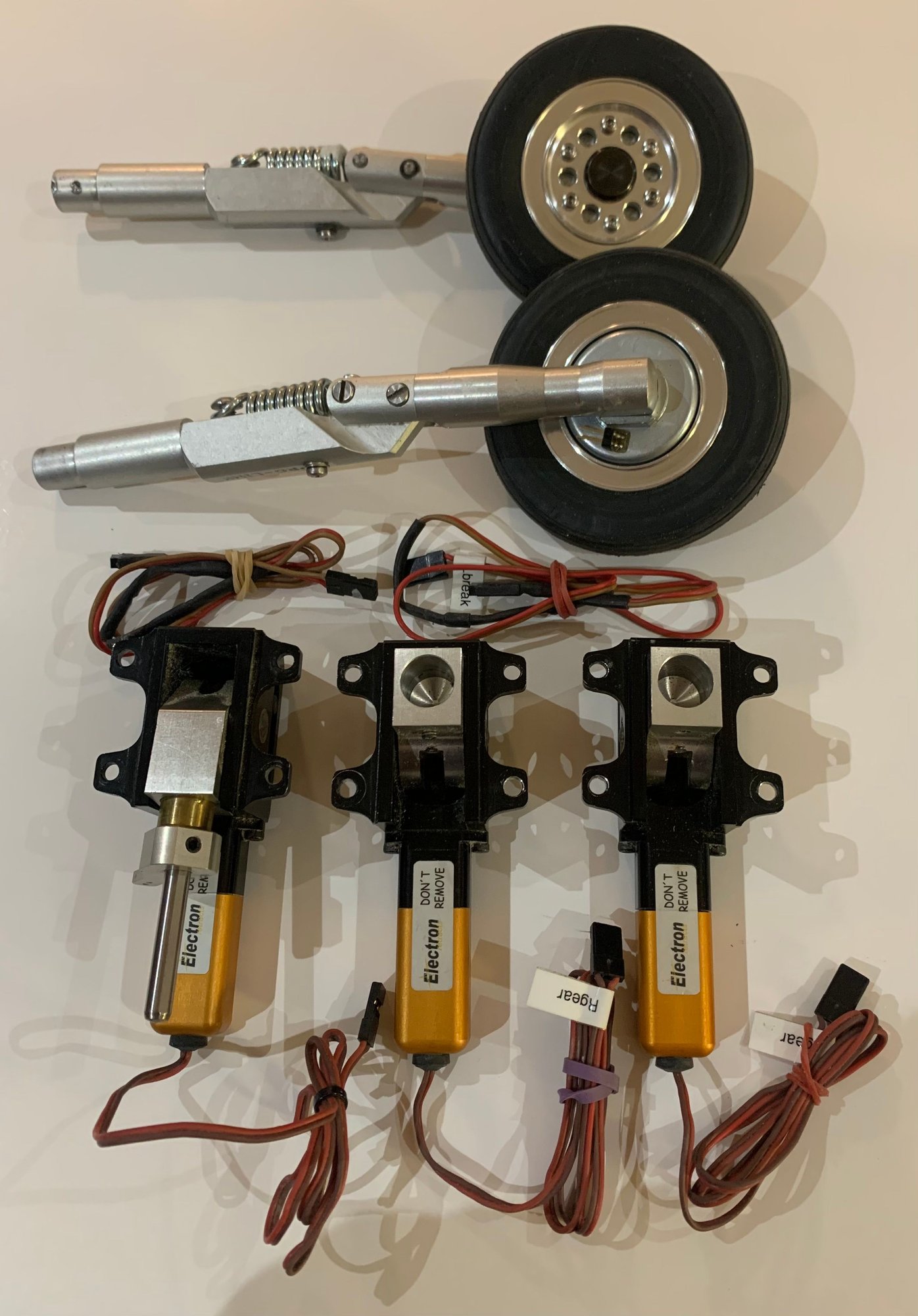 ER40 Electron retract , ProLink struts wheels and brake - RCU Forums