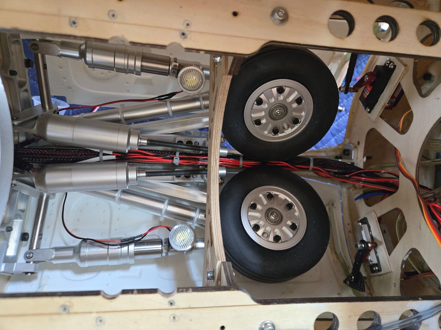 BVM F-16 Electric Retract Conversion - RCU Forums