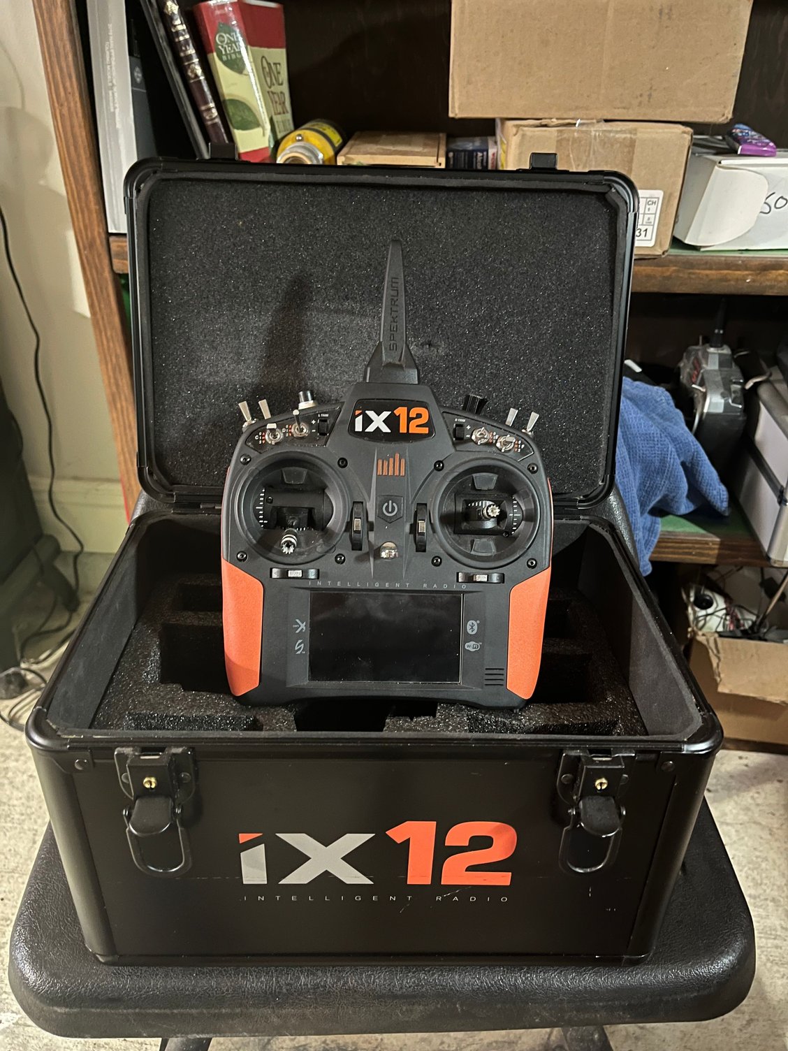 Spektrum IX12 with case, like new $450. - RCU Forums