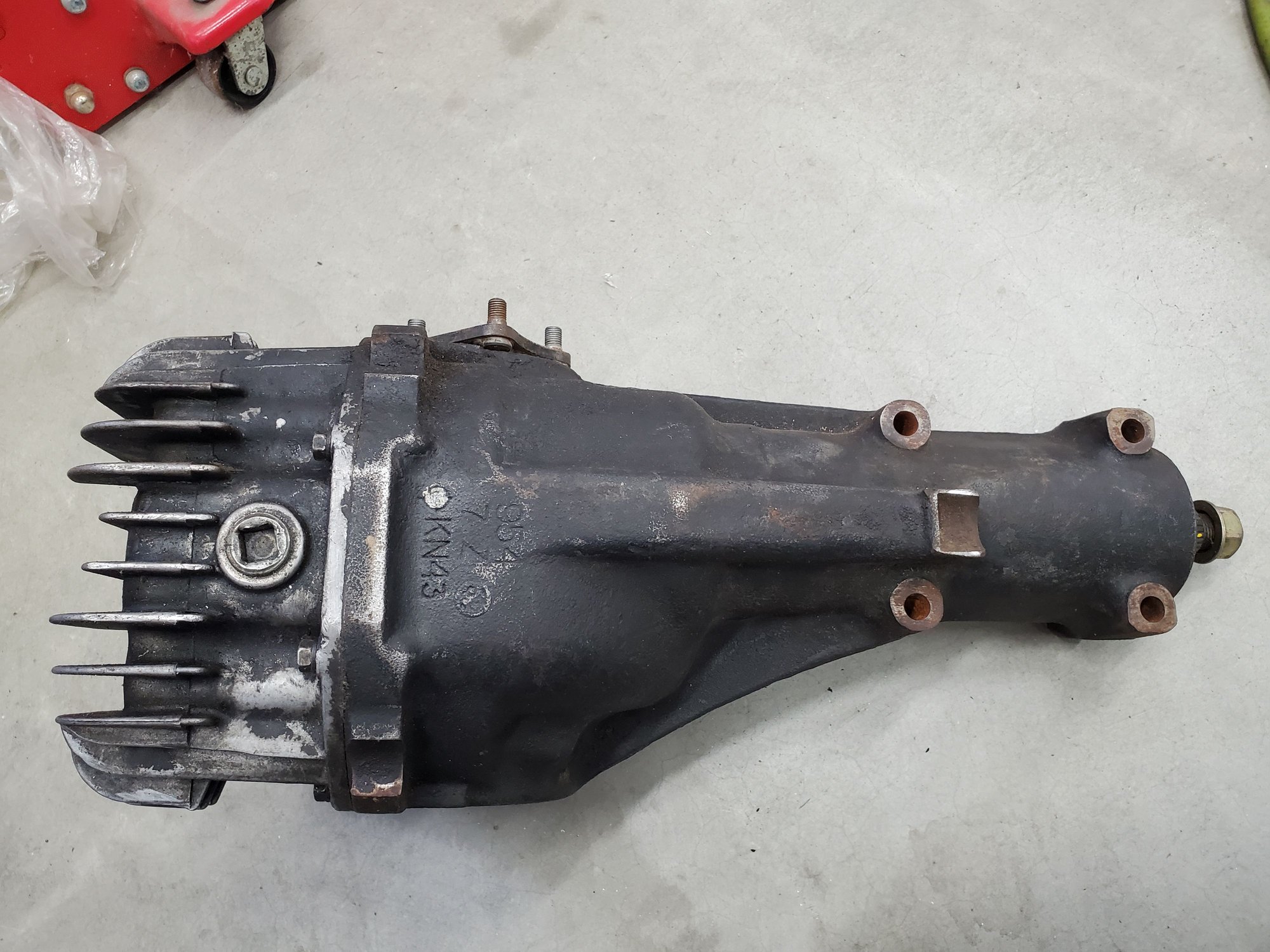 Z31 Nissan 300zx turbo LSD differential with finned cover - ZDriver.com
