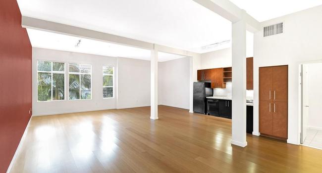 Lofts at NoHo Commons - 16 Reviews | North Hollywood, CA Apartments for ...