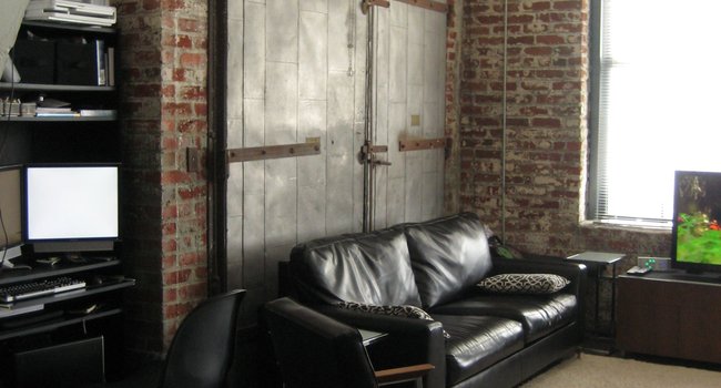 Buick Lofts - 19 Reviews | Kansas City, MO Apartments for Rent ...