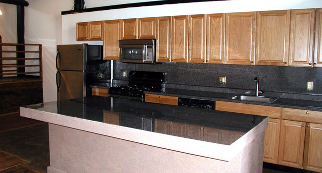 Keystone Loft Apartments Reviews - Philadelphia, PA | 7143-7201 ...